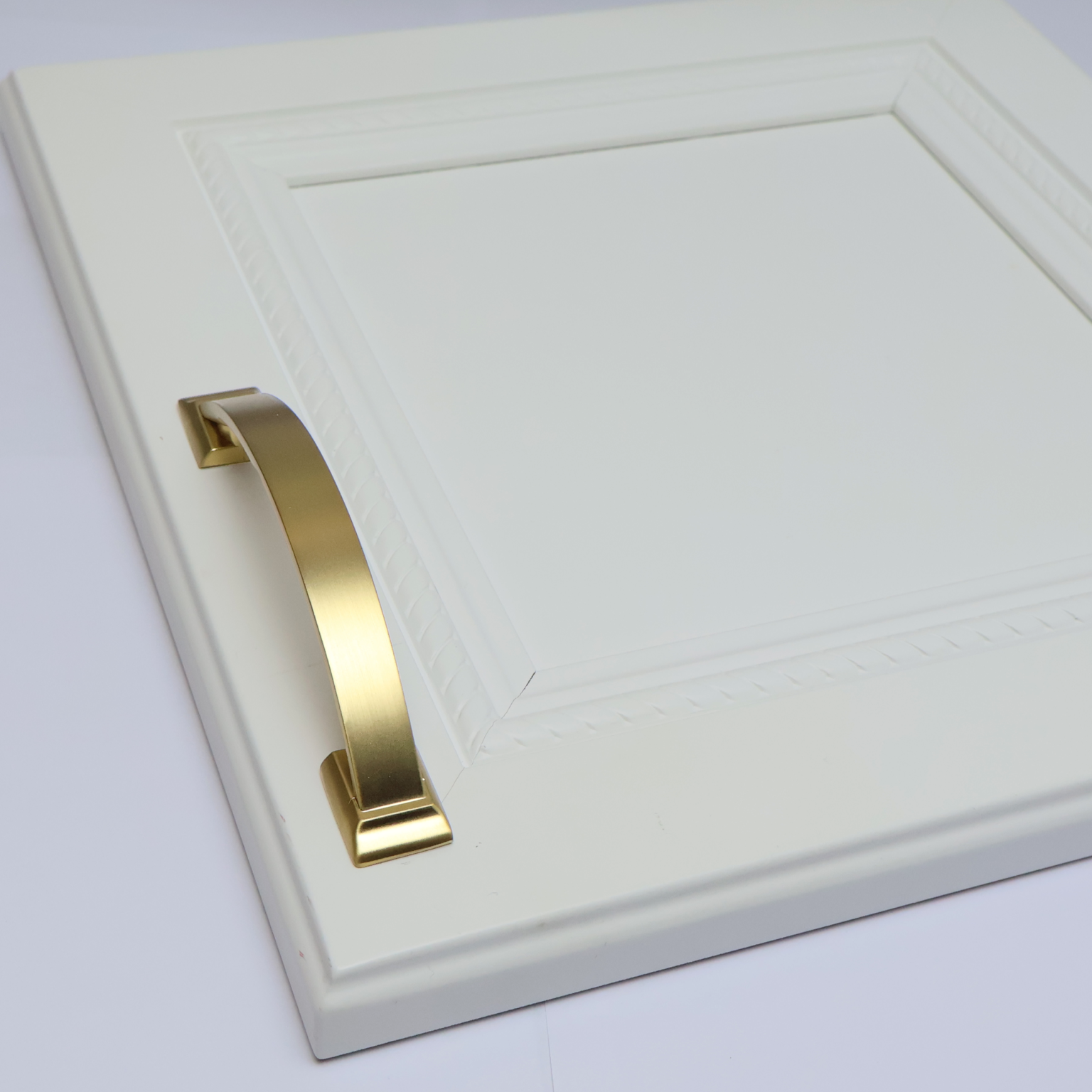 7 Best Cabinet Hardware Finishes for a Stylish Kitchen Upgrade ...